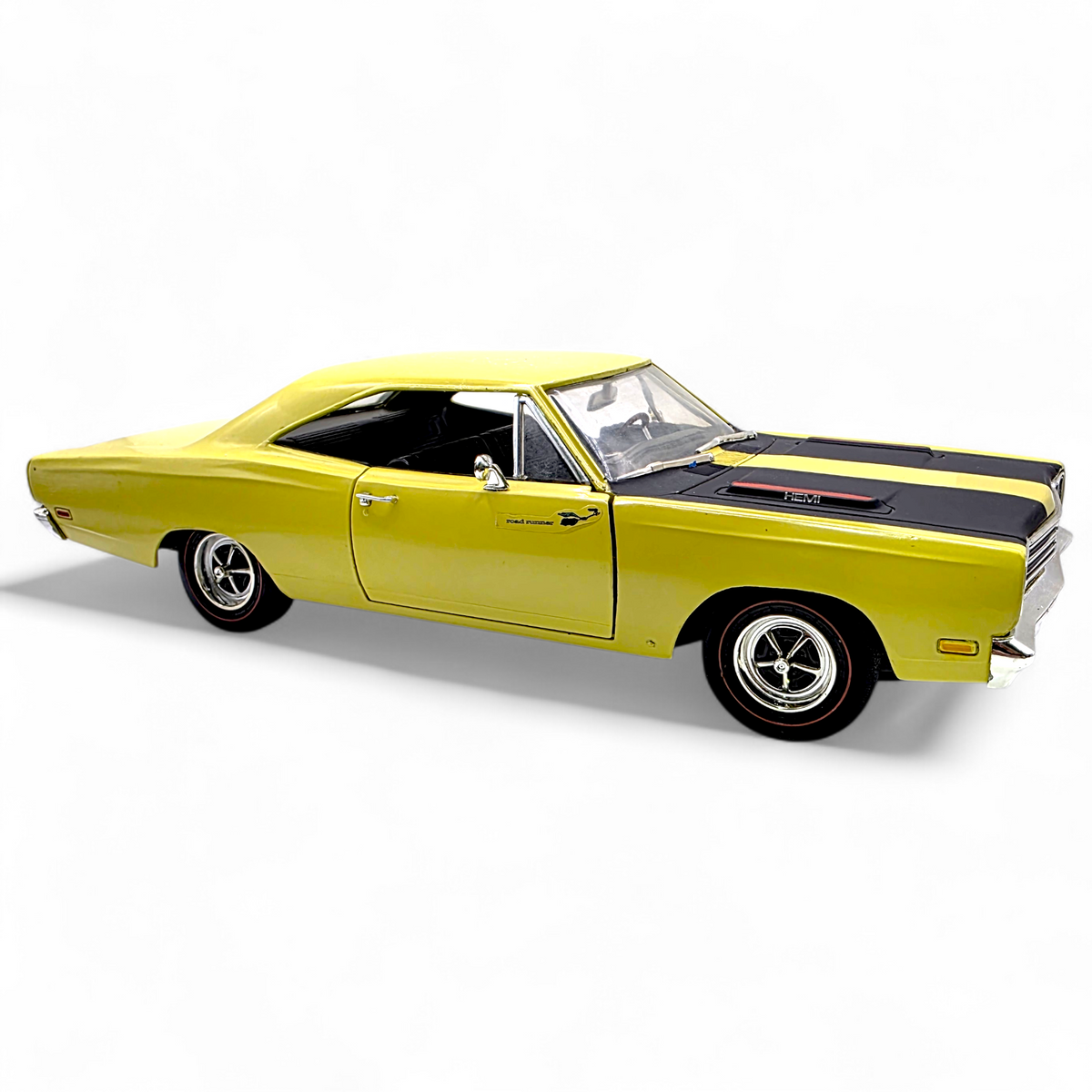 ERTL - 1969 Plymouth Road Runner - American Muscle Series *1/18 Scale ...